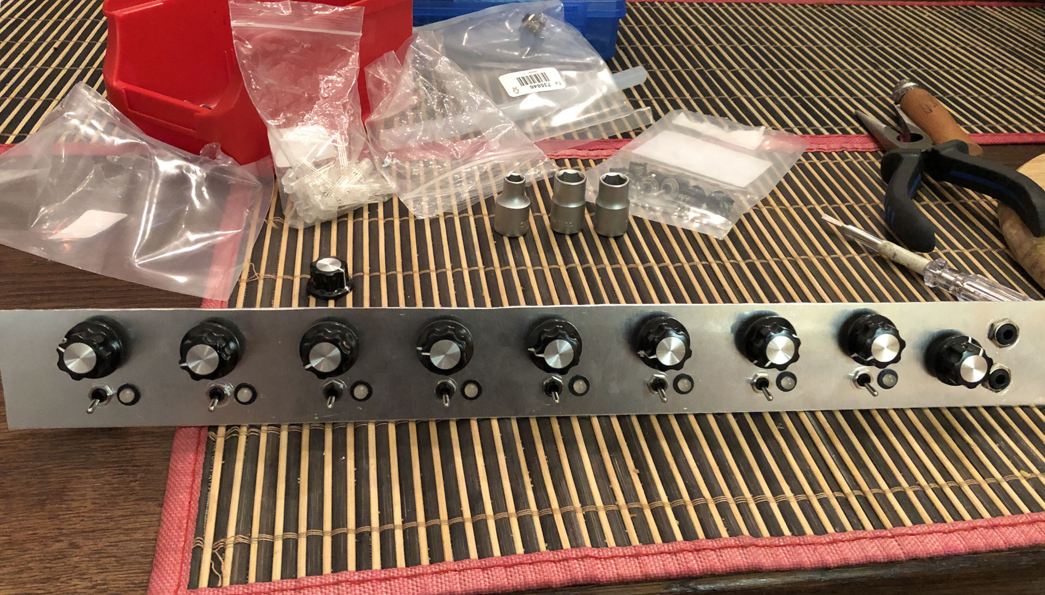 Simple DIY 8 Step Sequenzer By Minart Arduino Based Minartdiysynths