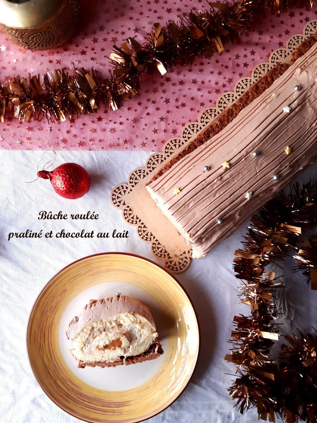 Bûche roulée praliné et chocolat au lait Site de quiaimebienpatissebien