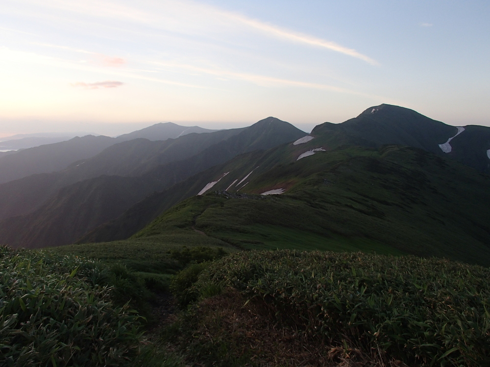 飯豊山 イイデリンドウを求めて マツウラ企画