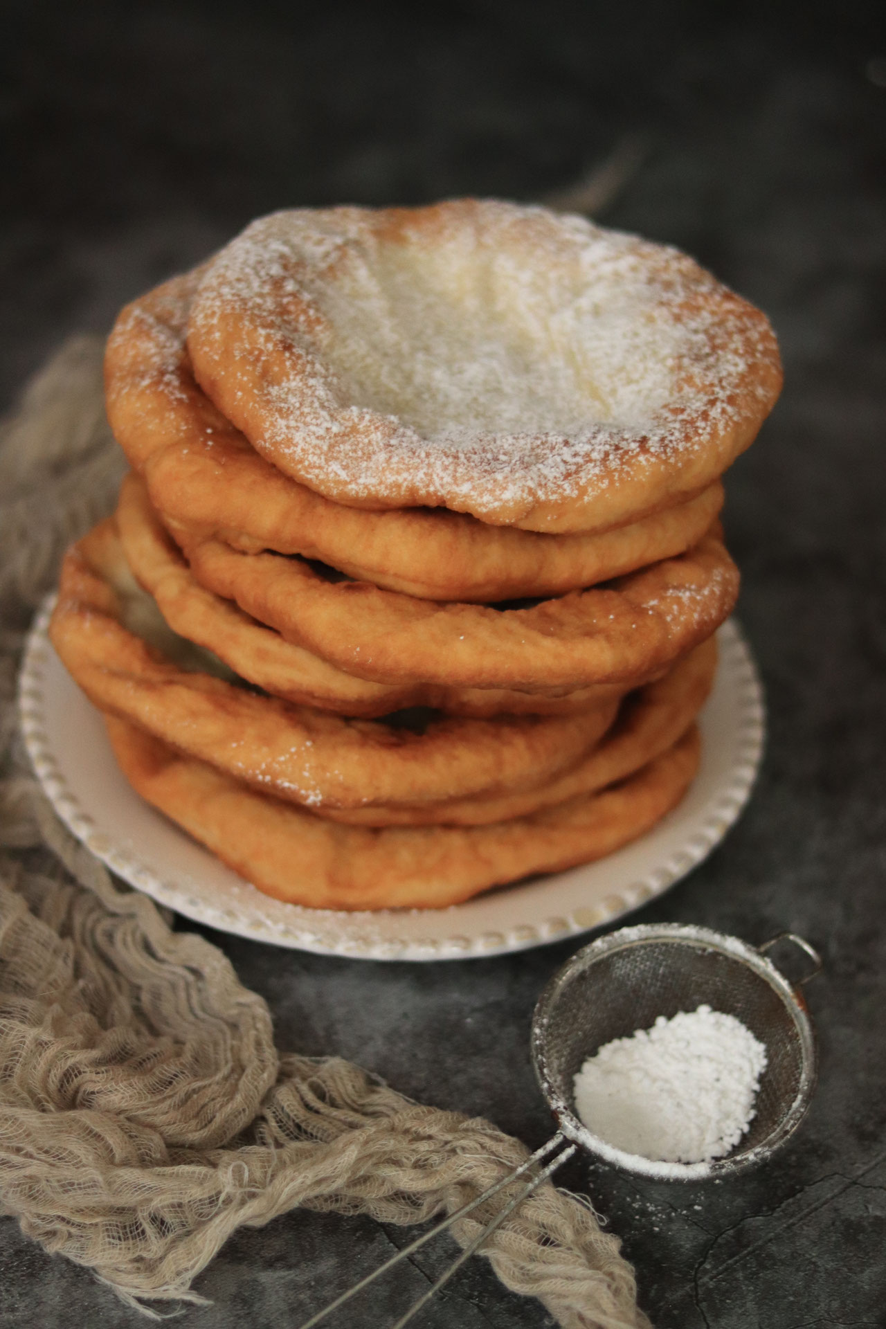 Langosch oder Ausgezogene - food-stories/ein vegetarischer Foodblog