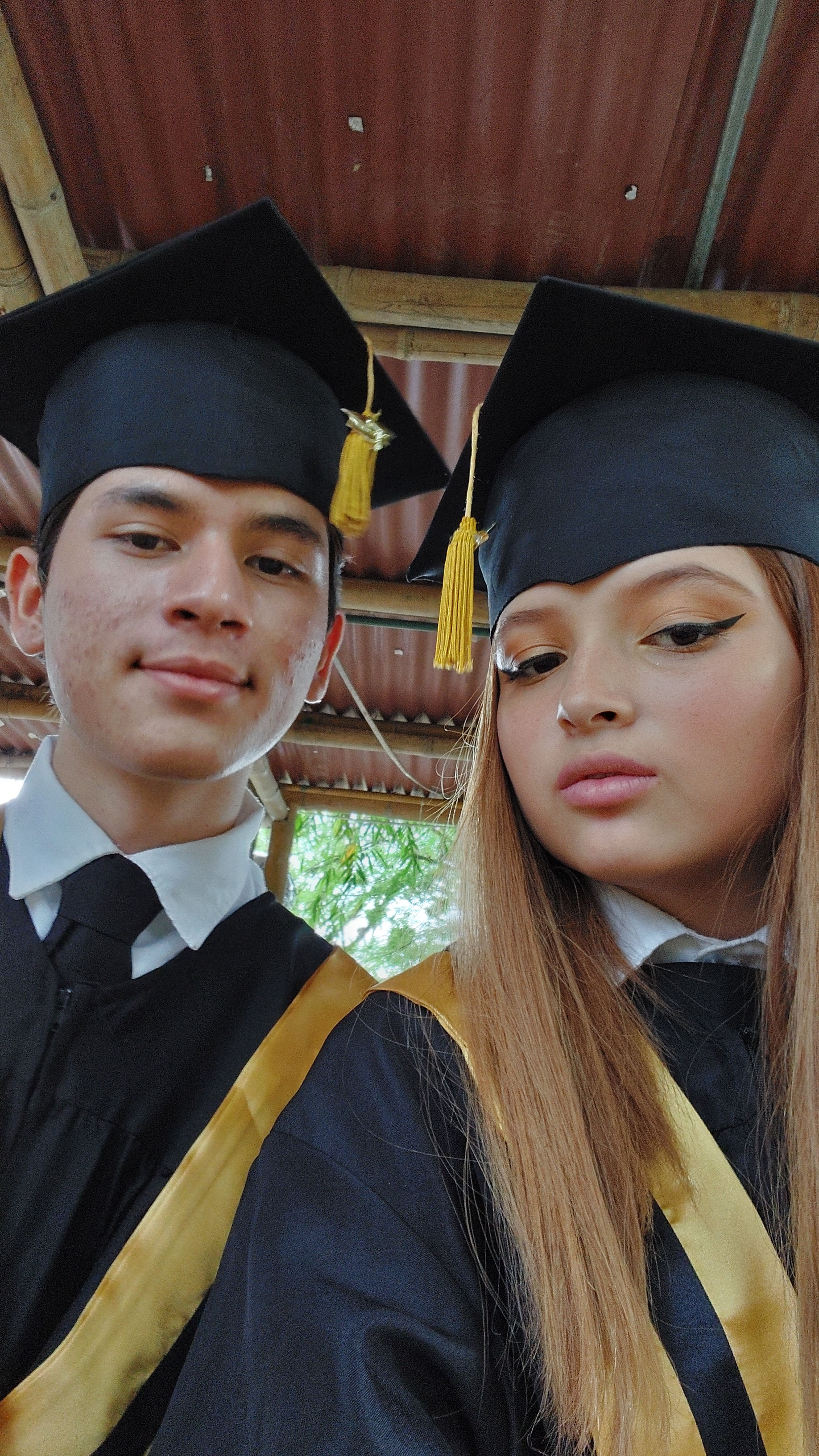 ACERCA DE NOSOTROS - Página web de prom11dhealyyemanuel2023