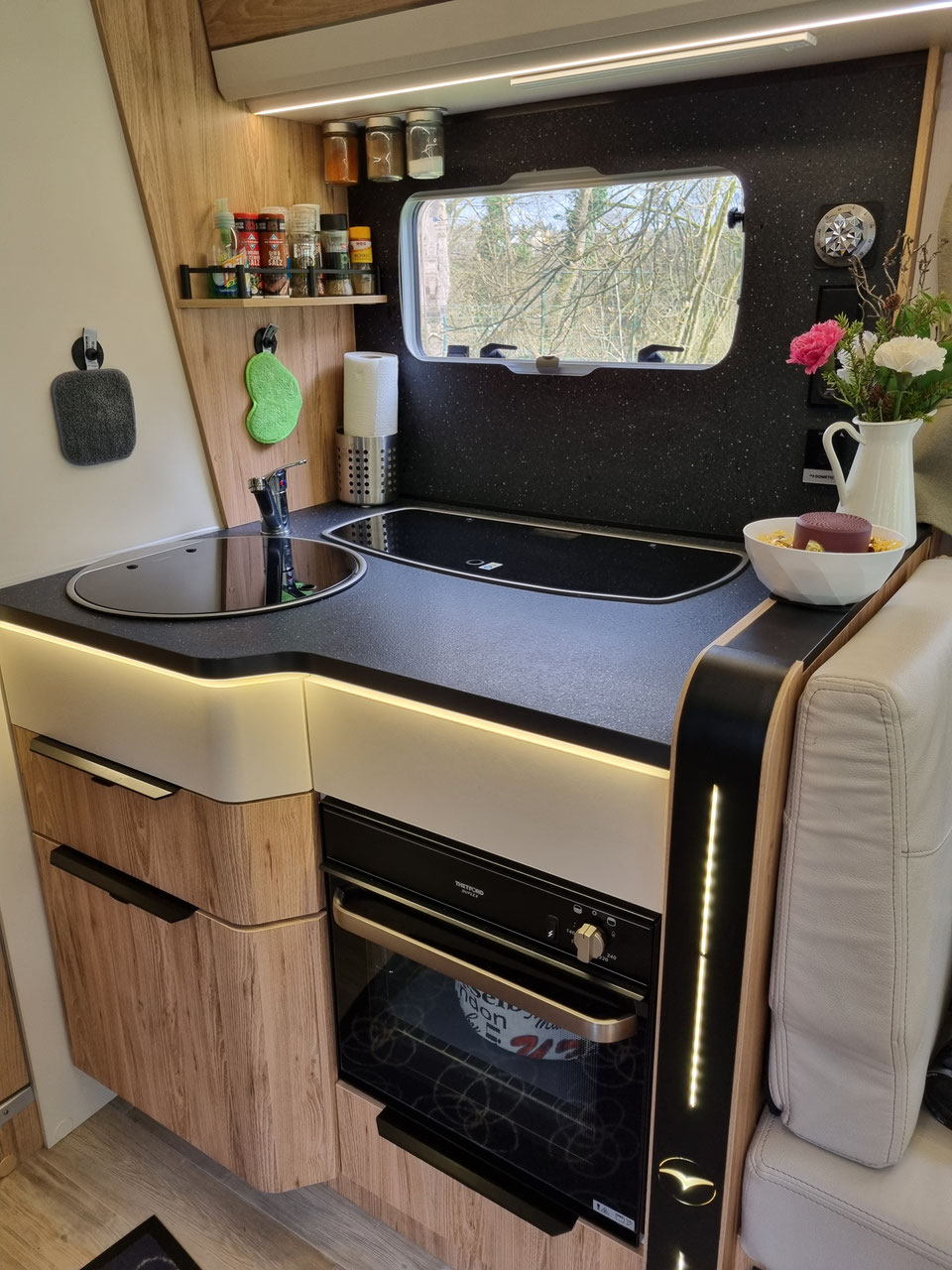 Pilote Essentiel G740 FGJ - Leni und Toni