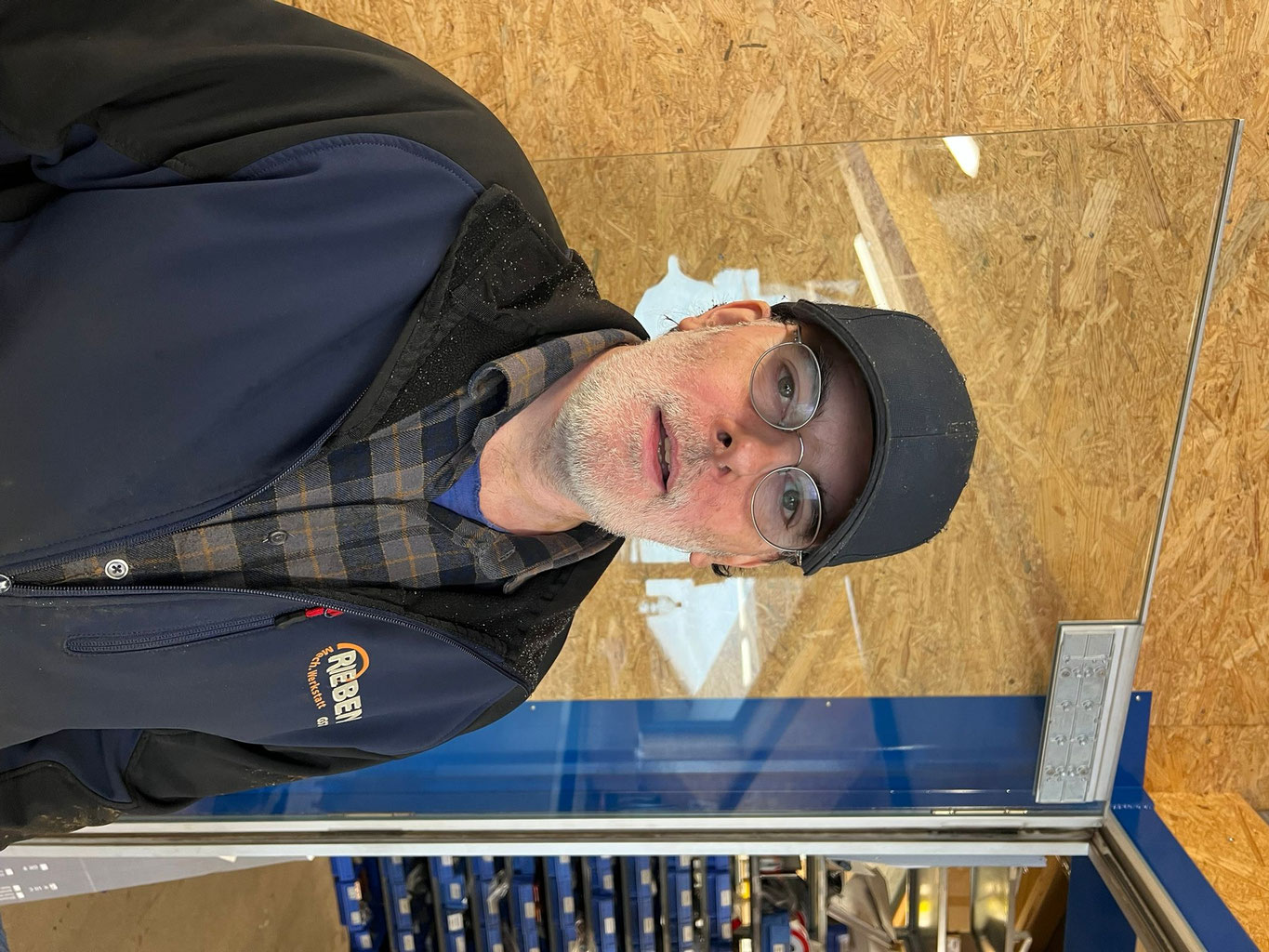 Kader - Webseite der Rieben AG Gstaad