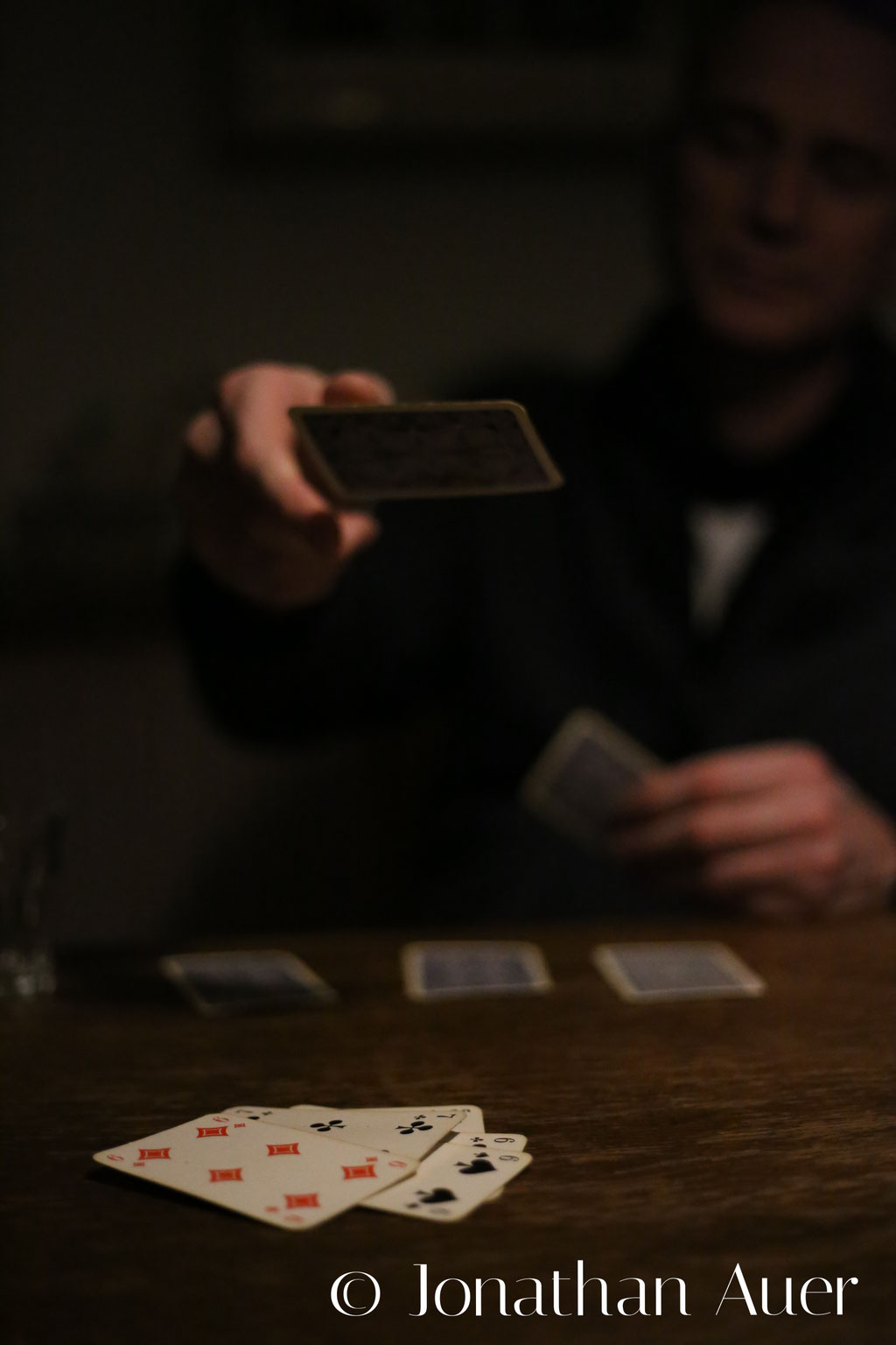 flying cards - Jonathan Auer