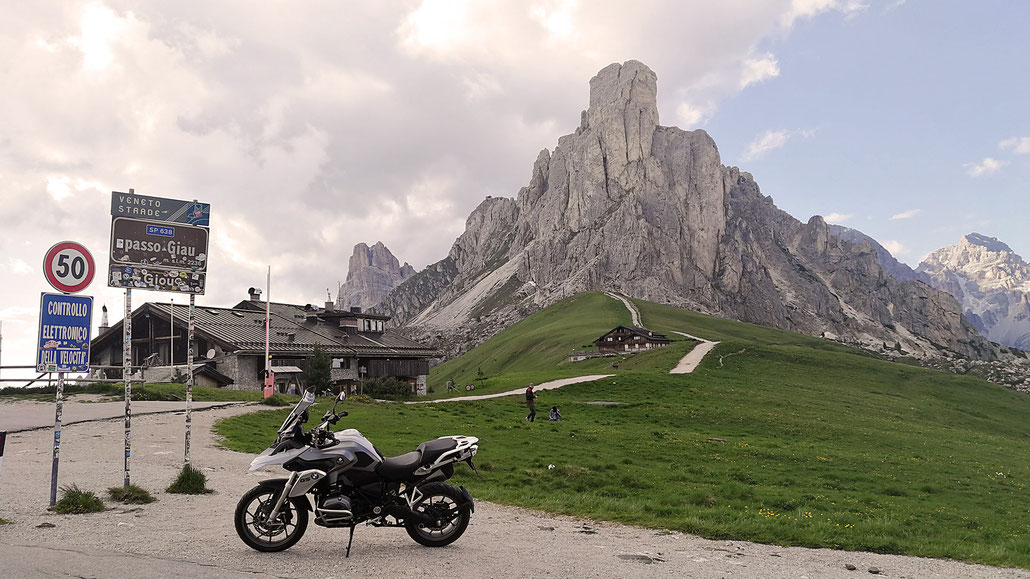 Spektakulärste und schönste Pässe im Alpenraum - Pässe.Info