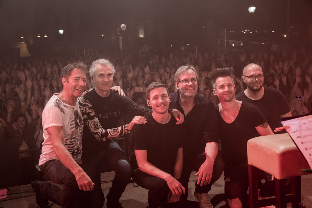 HOME - www.gilbert-music.com