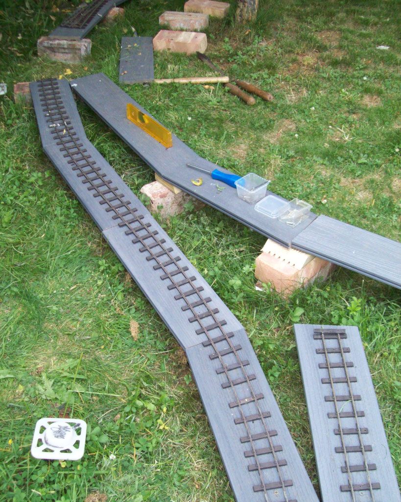 Section 3 - Towcester Garden Railway - sm32gardenrailways