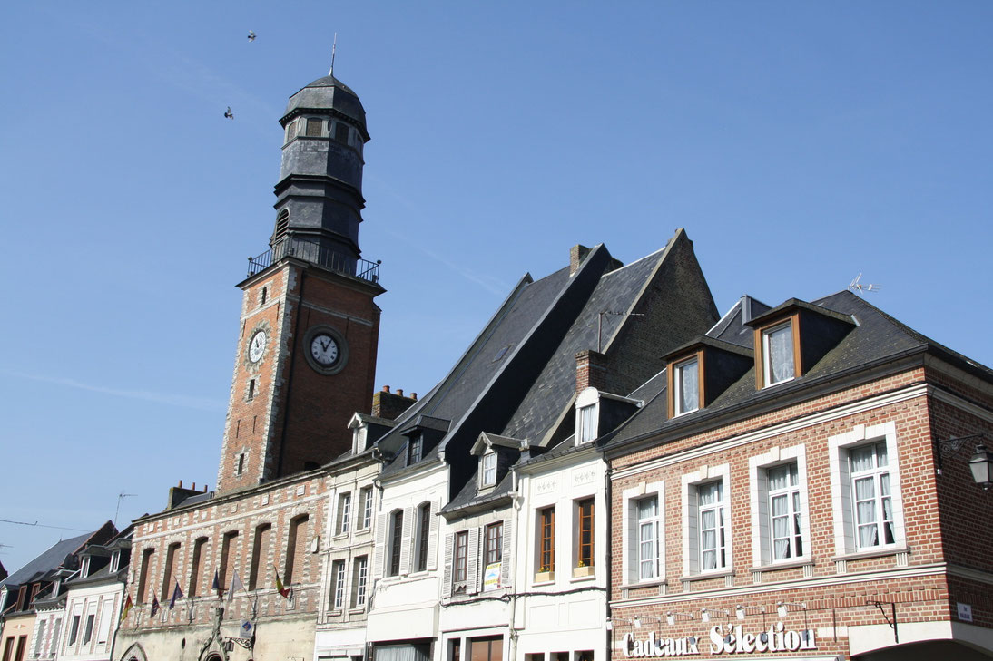 Doullens, ville historique - Office de Tourisme du Territoire Nord ...