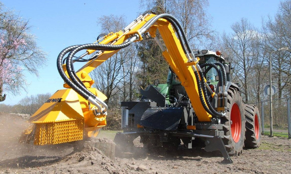 Bosbouw - Hemos Machinebouw bv - Machines voor sloot en bermonderhoud