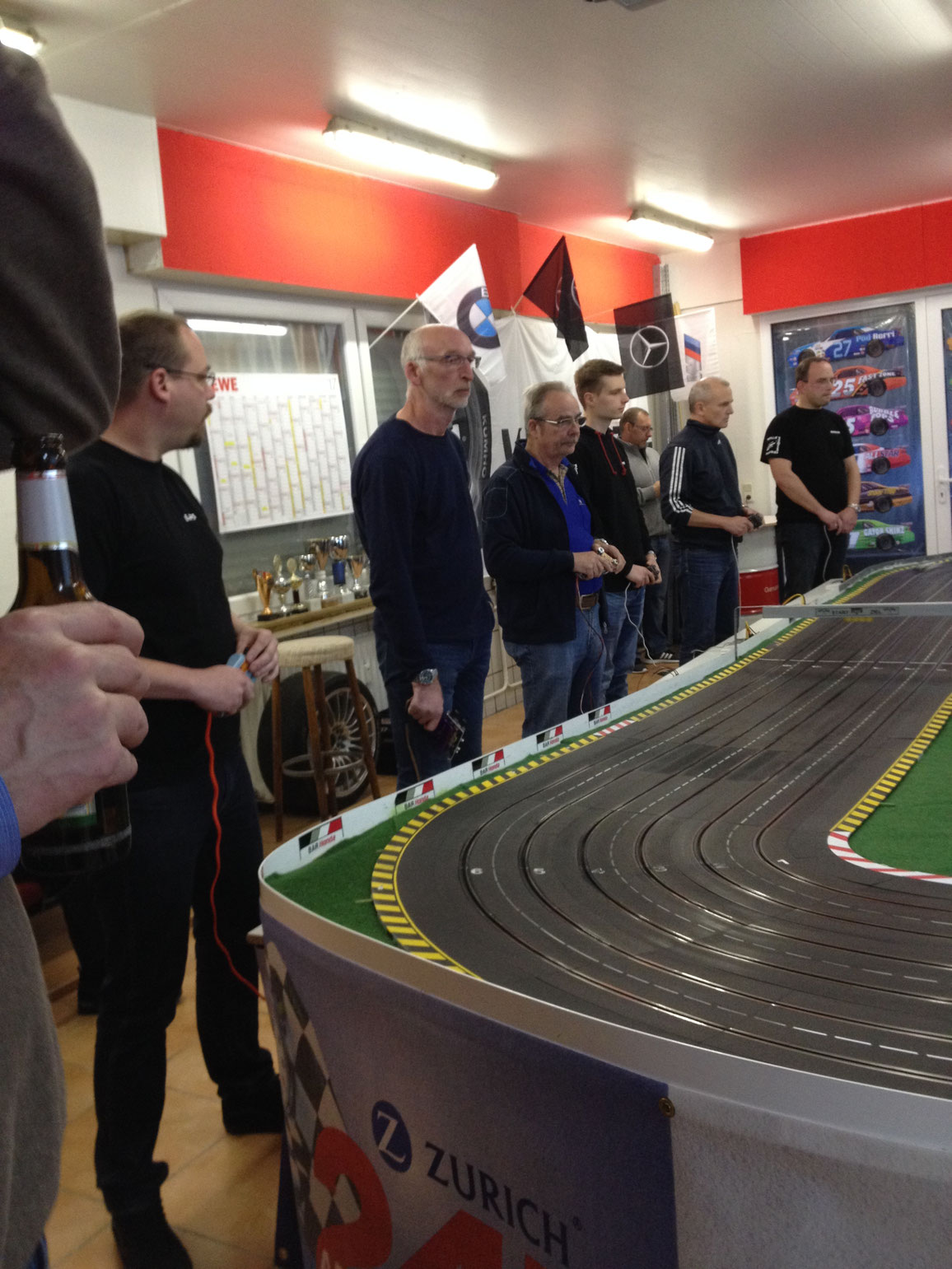 Hans Bickenbach gewinnt in Derne - slotracing-dortmunds Webseite!