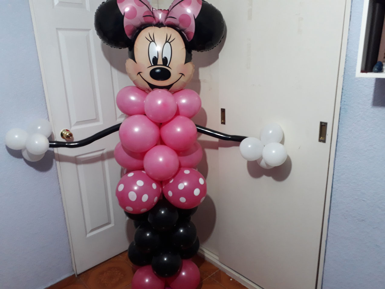 Columna de Globos Minnie Mouse - decoracion para fiestas
