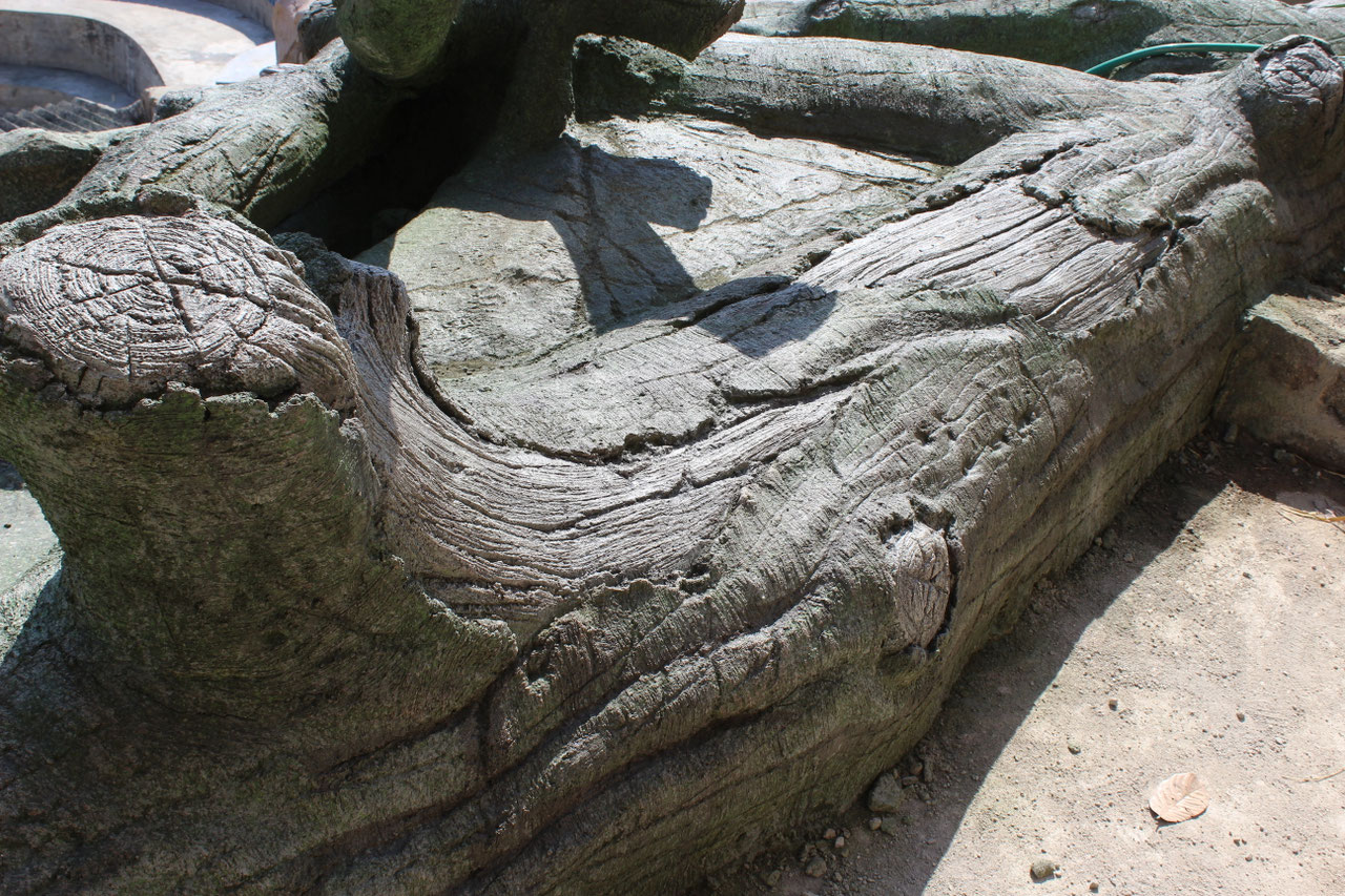 Artificial rockwork and trees made out of Concrete - Sculptures-Props ...