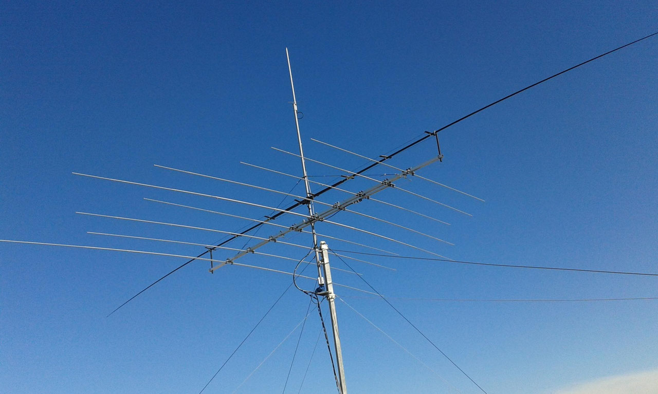 Linear Loaded 40m Dipole - IW7DMH - Ham Radio Station