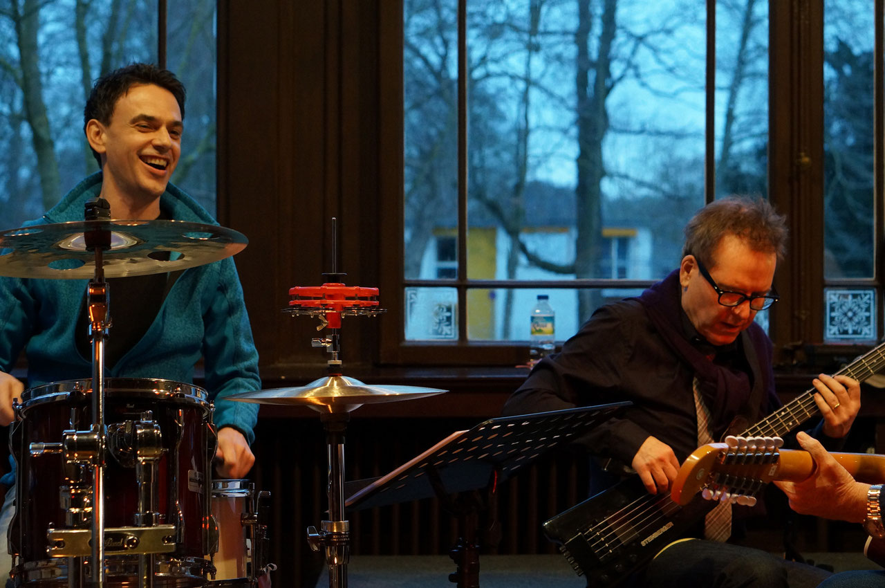 Wegbegleiter - Chris Krämer - Schlagzeugschule Drum Coaching ...