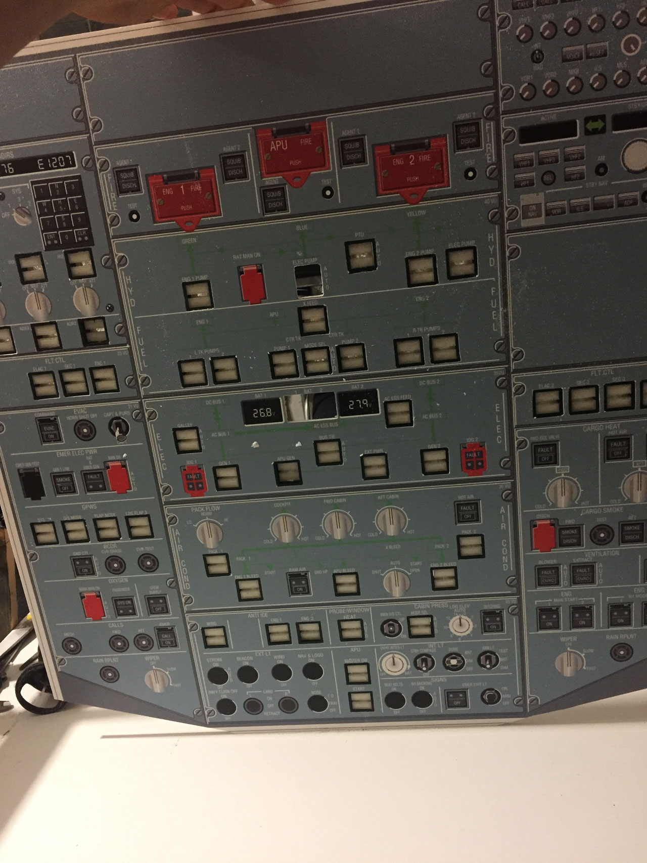 Das Overhead Panel - a320-hcs Webseite!