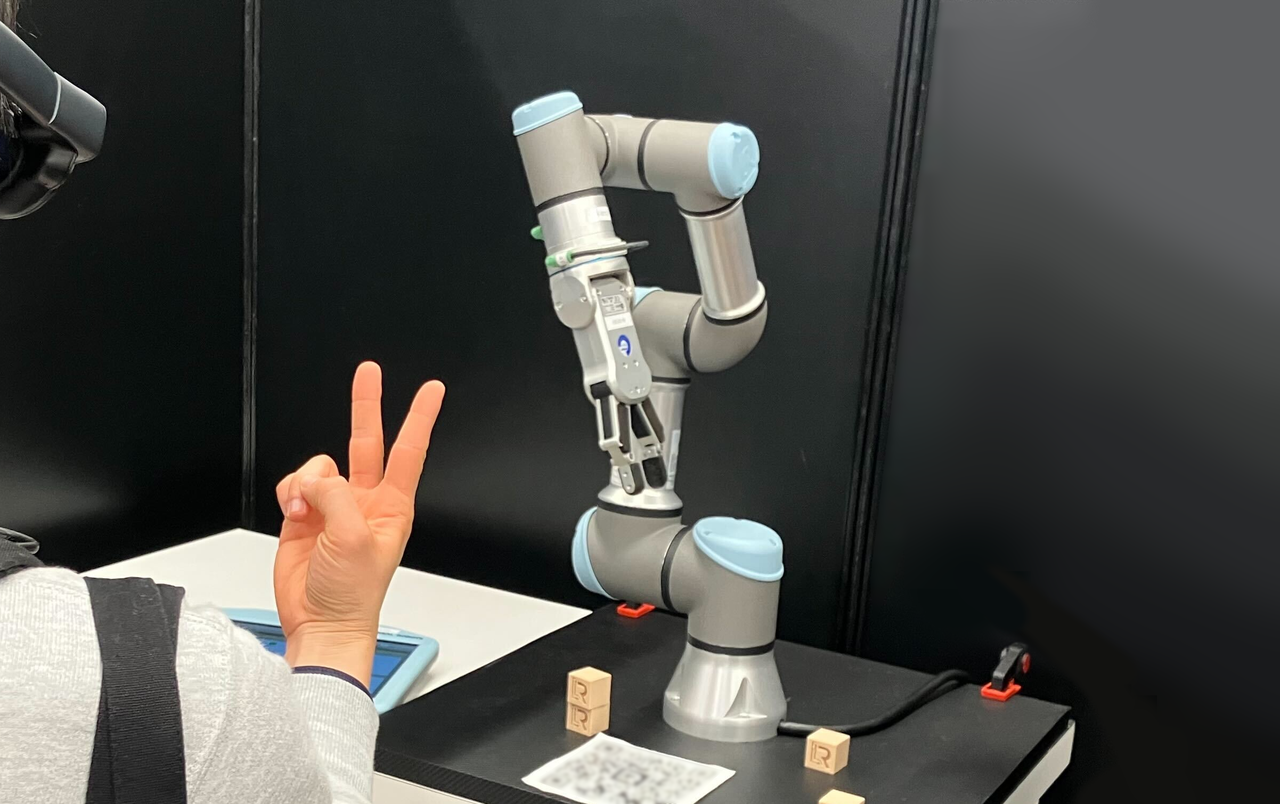 UniversalRobotsをUnity＋エミュレーターで動かしてみた - Team AIxR｜株式会社システムフレンド