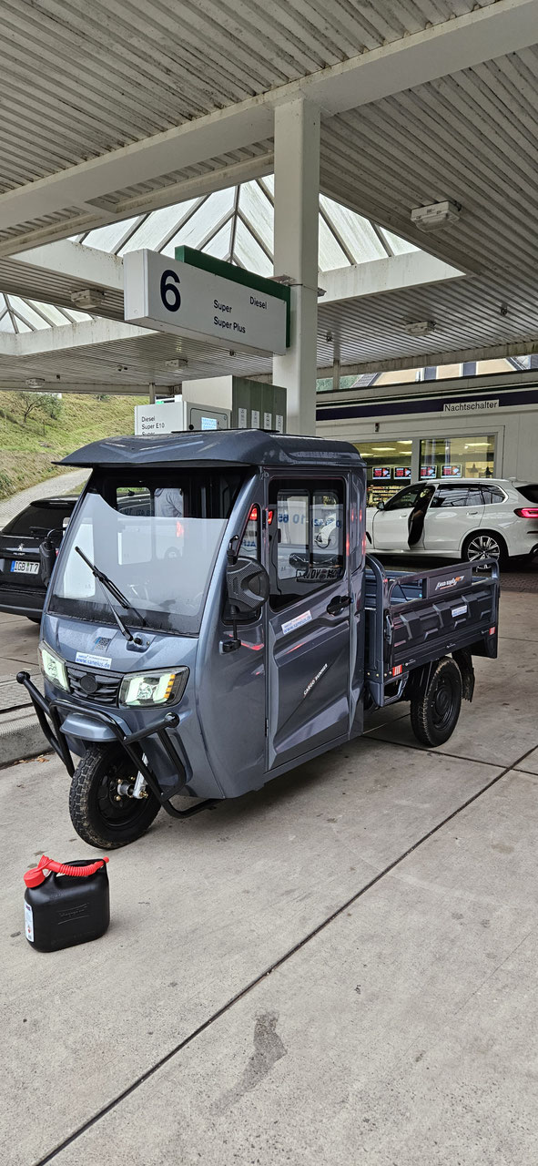 Cargo Runner "Cabin MEGA - premium" - E-Leichtmobile SANEIUS by Markus ...