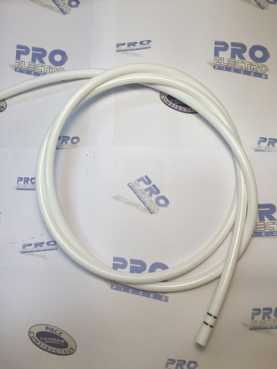 Tuyau d'eau - Pro Electro Pieces électroménager