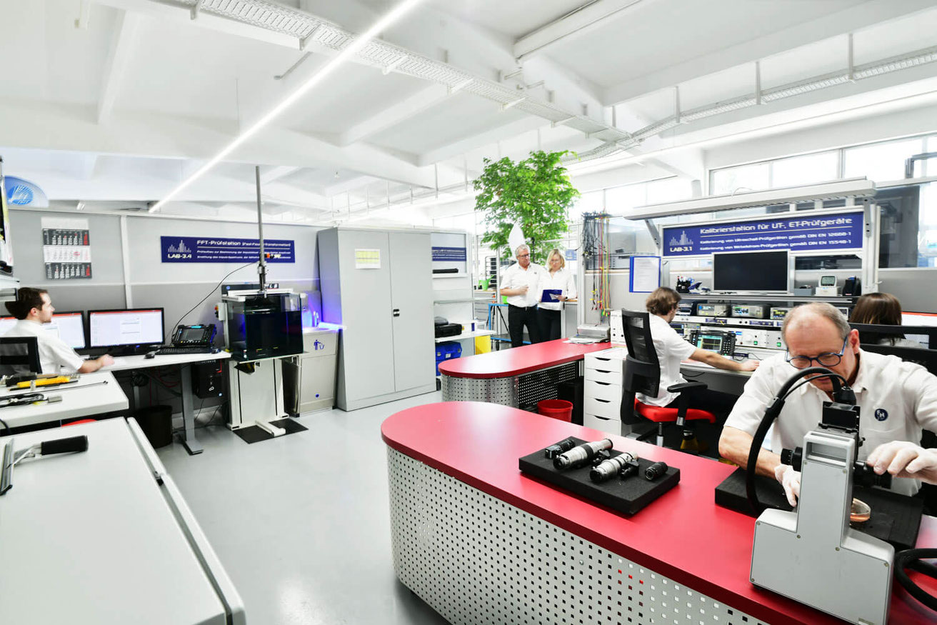 Calibration ultrasonic Test devices - HUENEFELD NDT