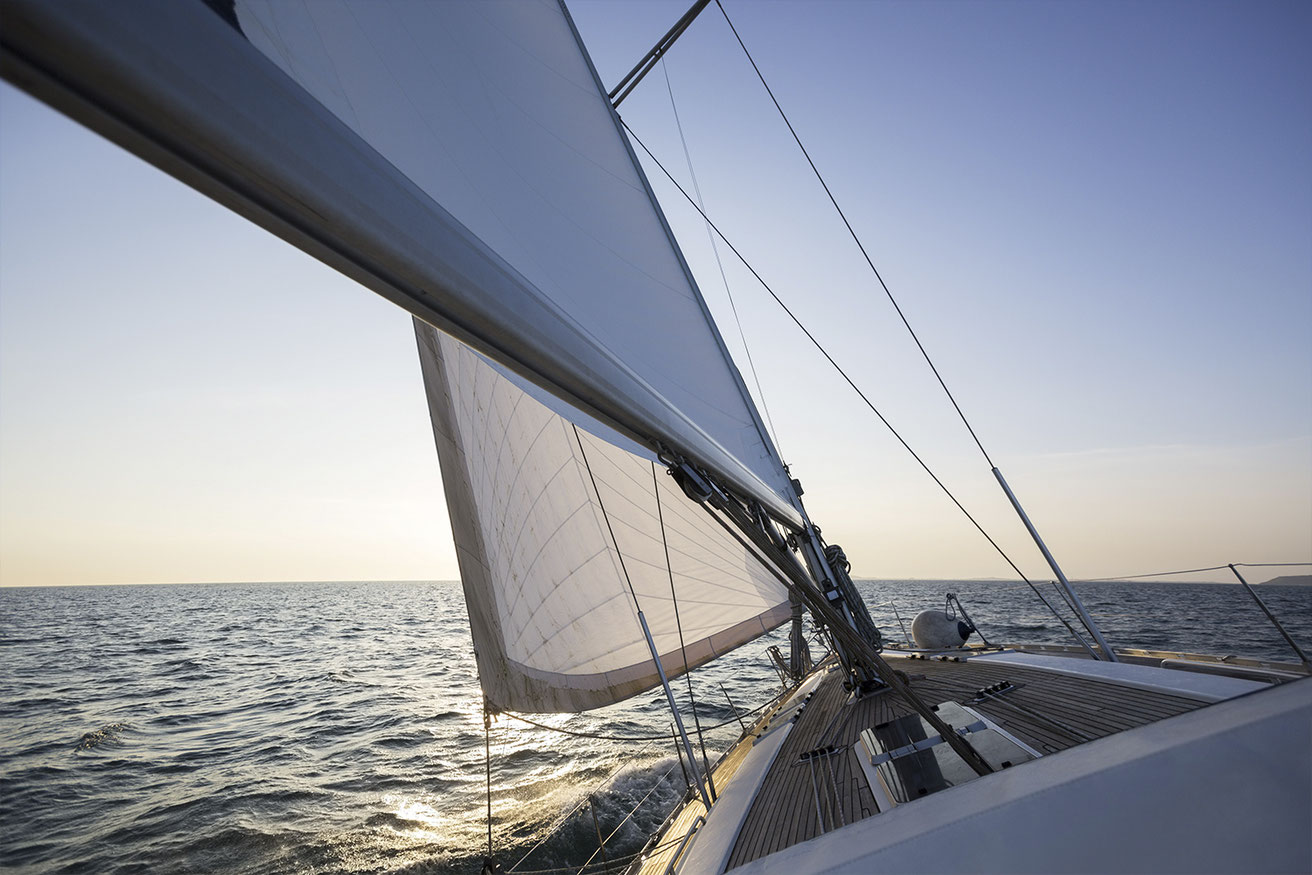 GRP Boats - HUENEFELD NDT