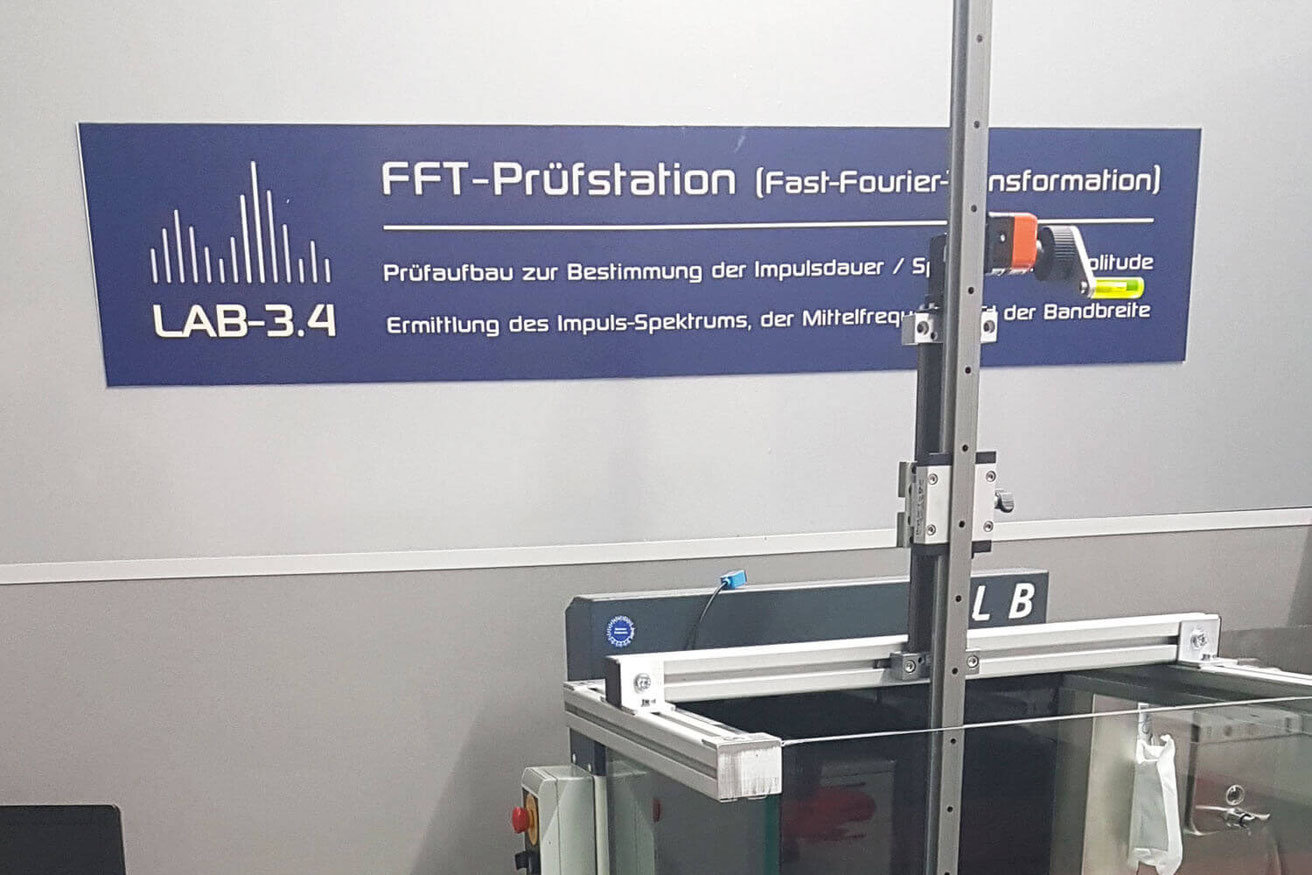 FFT-calibration center - HUENEFELD NDT