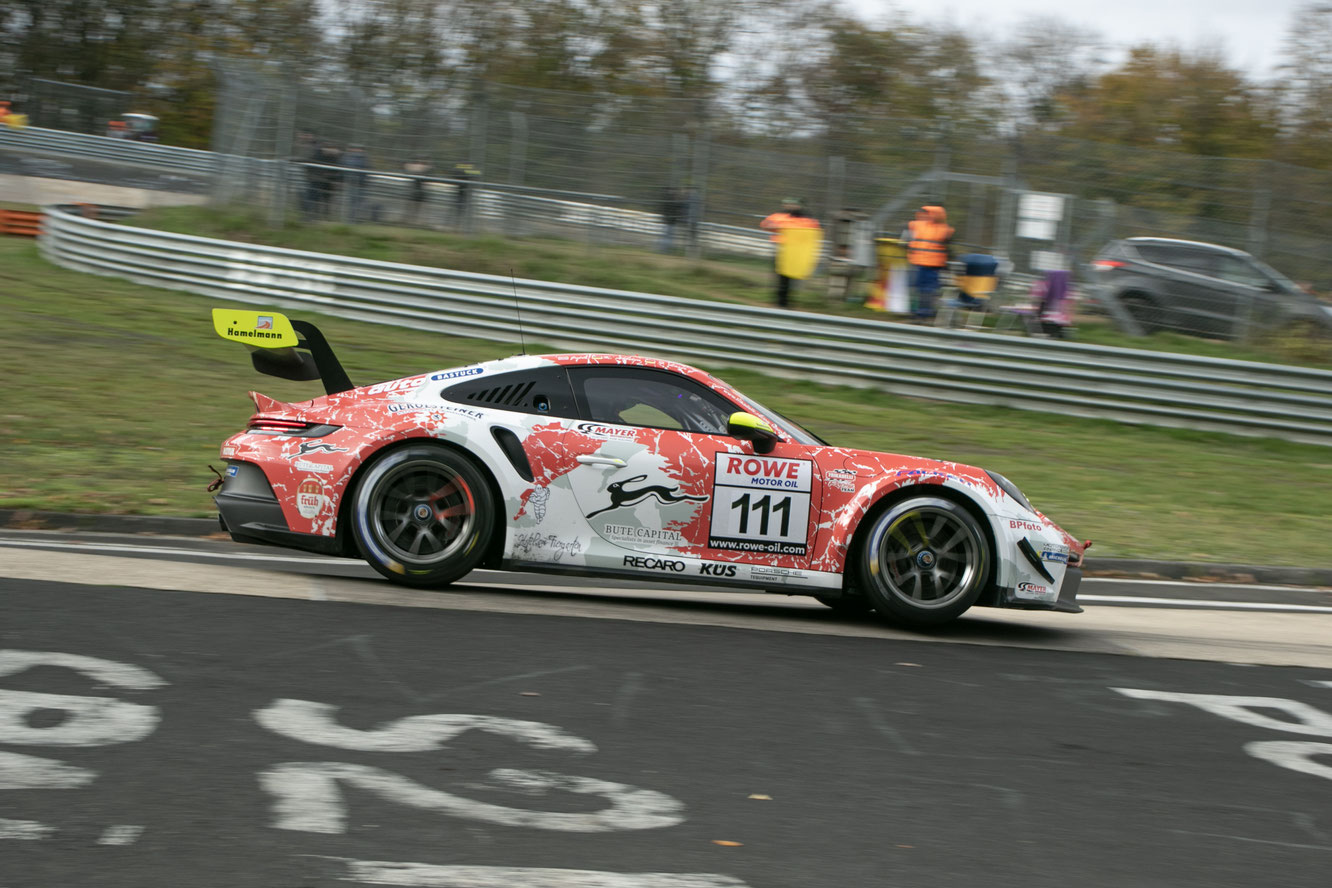 Frikadelli Racing: Platz drei in der AM-Meisterschaft der Porsche ...