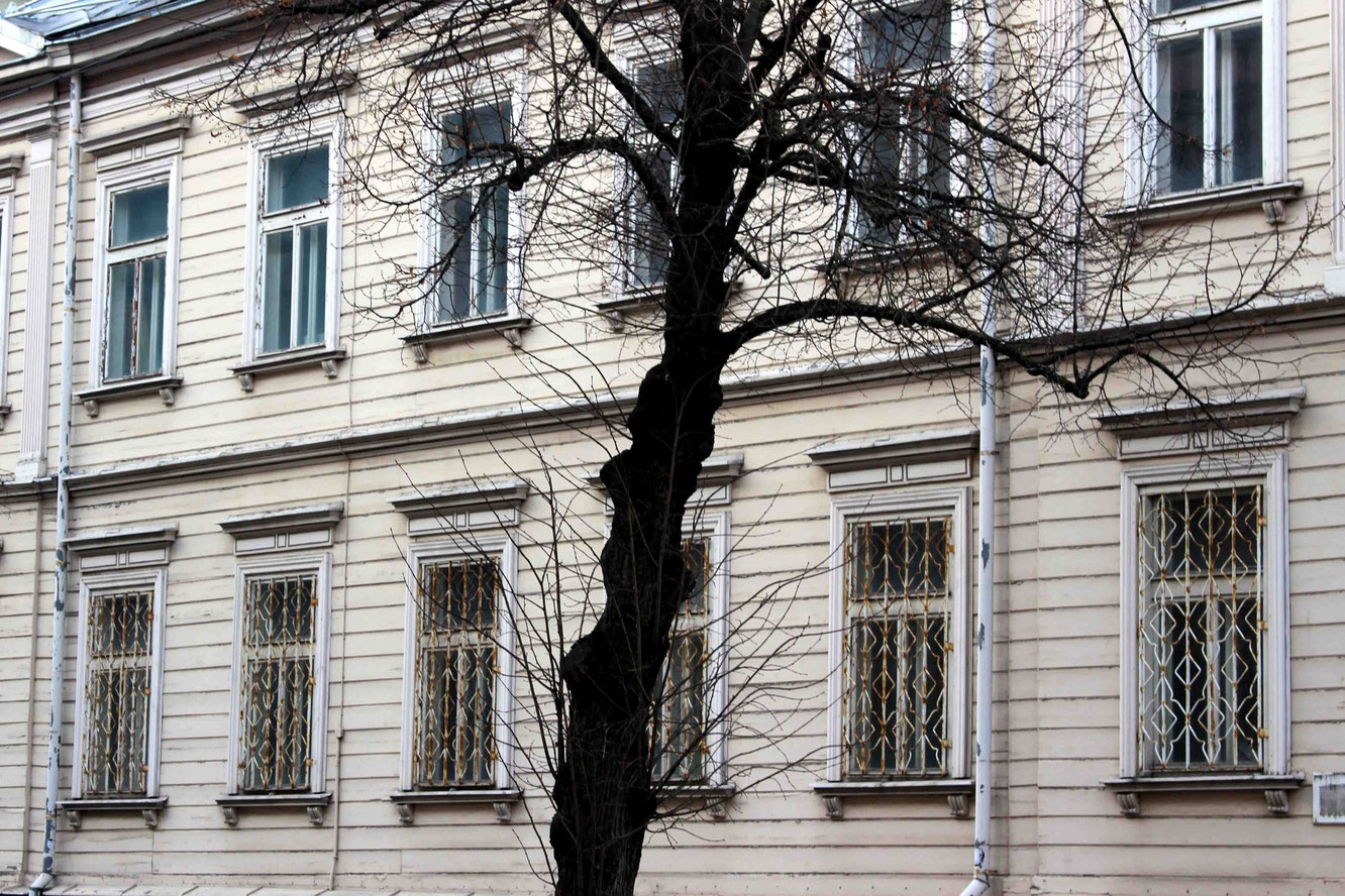 Riga haunted house walk - journeytodesign.com