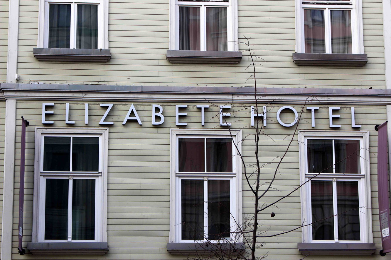 Riga haunted house walk - journeytodesign.com