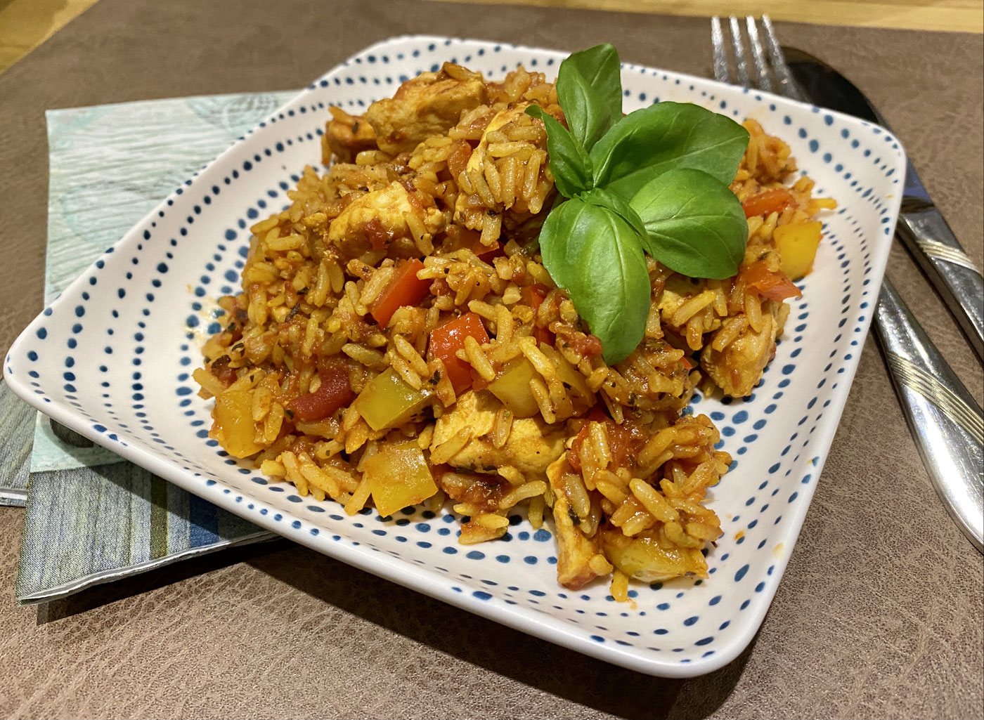 Djuvec mit Geflügel & Reis - TheEssigs