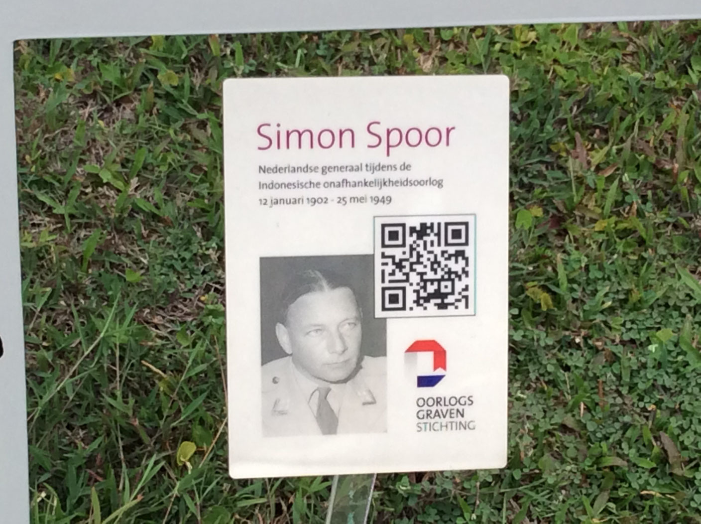 Groeten vanuit Jakarta - Dick Roosenbrand - De Website Marinier Commando!