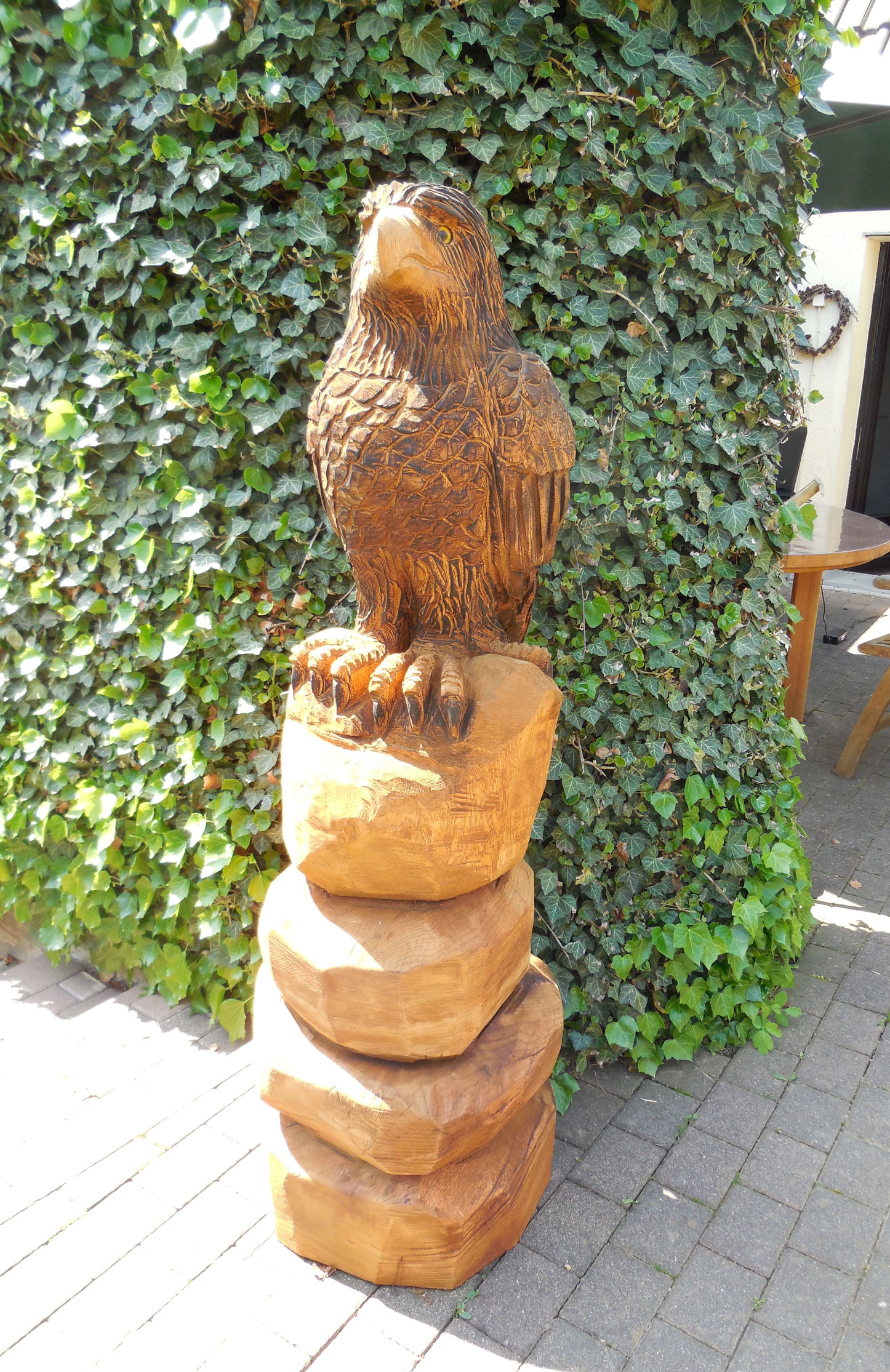 Adler - unikateausholz.de, Figuren und Skulpturen aus Holz ...