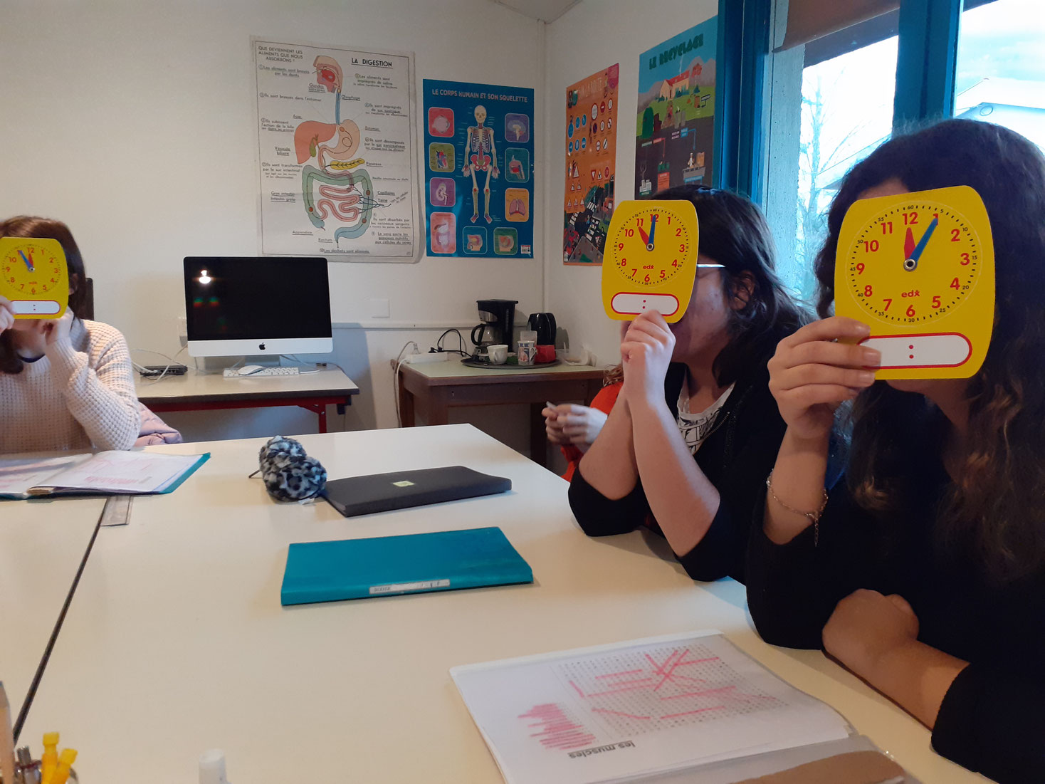 Apprendre a lire l'heure - Site de vsp-lescevennes