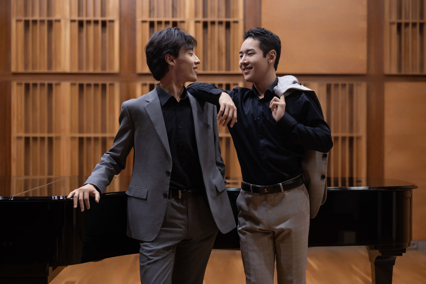 HYUK & HYO LEE - LIU KOTOW International Management & Promotion