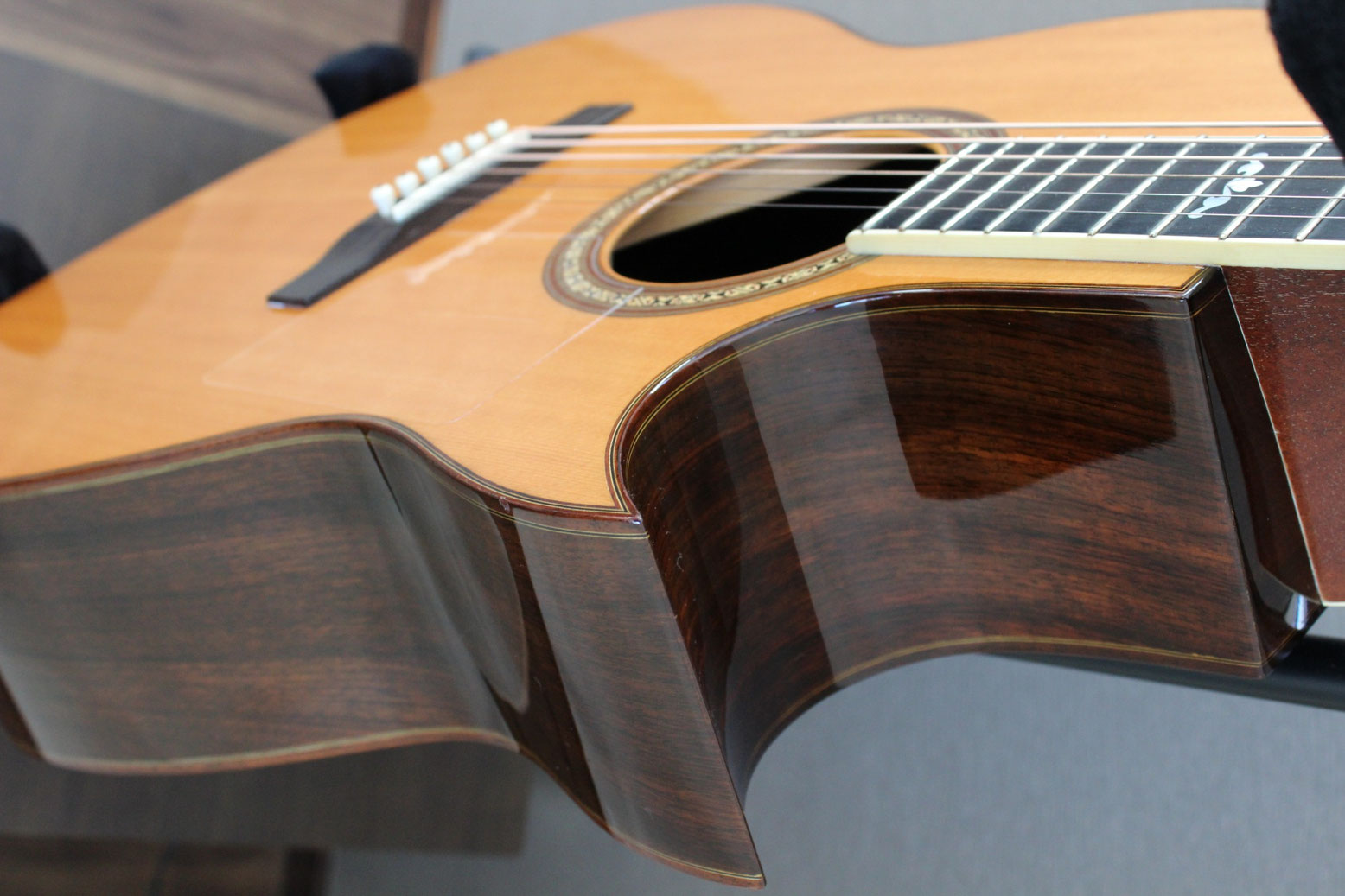 Larrivee L-27 Inlay Cutaway 1980年製 - Coffee Breakのあとで