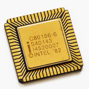 The 80186 & 80188 - CPU MUSEUM - MUSEUM OF MICROPROCESSORS & DIE PHOTOGRAPHY