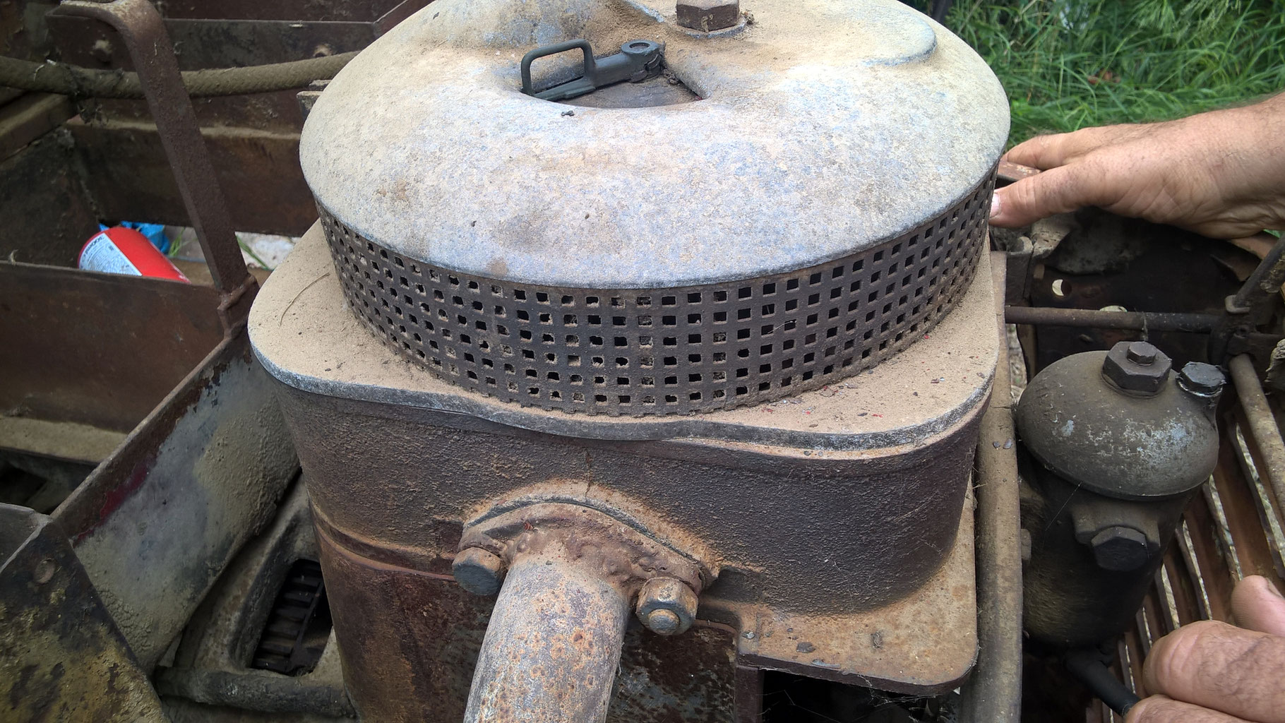 Tracteur Eron Meroni - Site de tracteurdevigne3