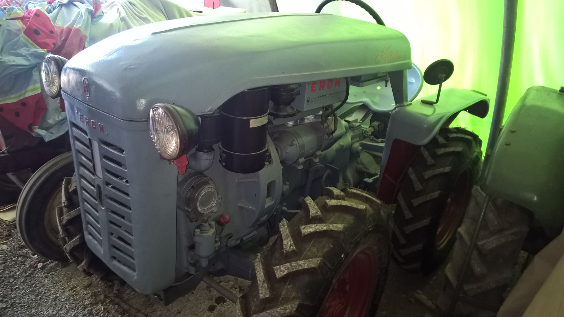 Tracteur Eron Meroni - Site de tracteurdevigne3