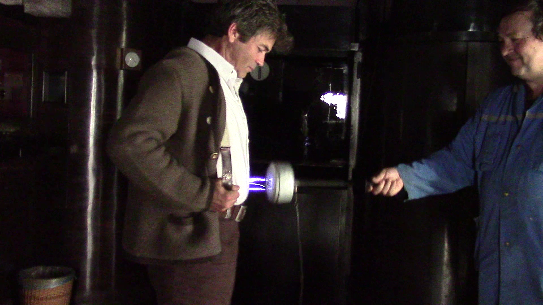 Nikola Tesla - Lakhovsky Multiwellen Oszillator Geräte und ...