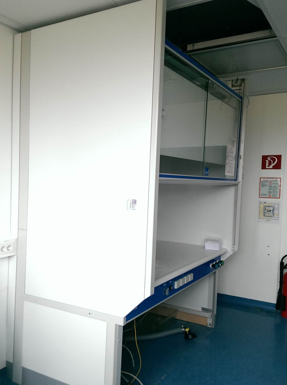 Gebrauchte Laborabzüge - Biovendis Products GmbH alles fürs ...