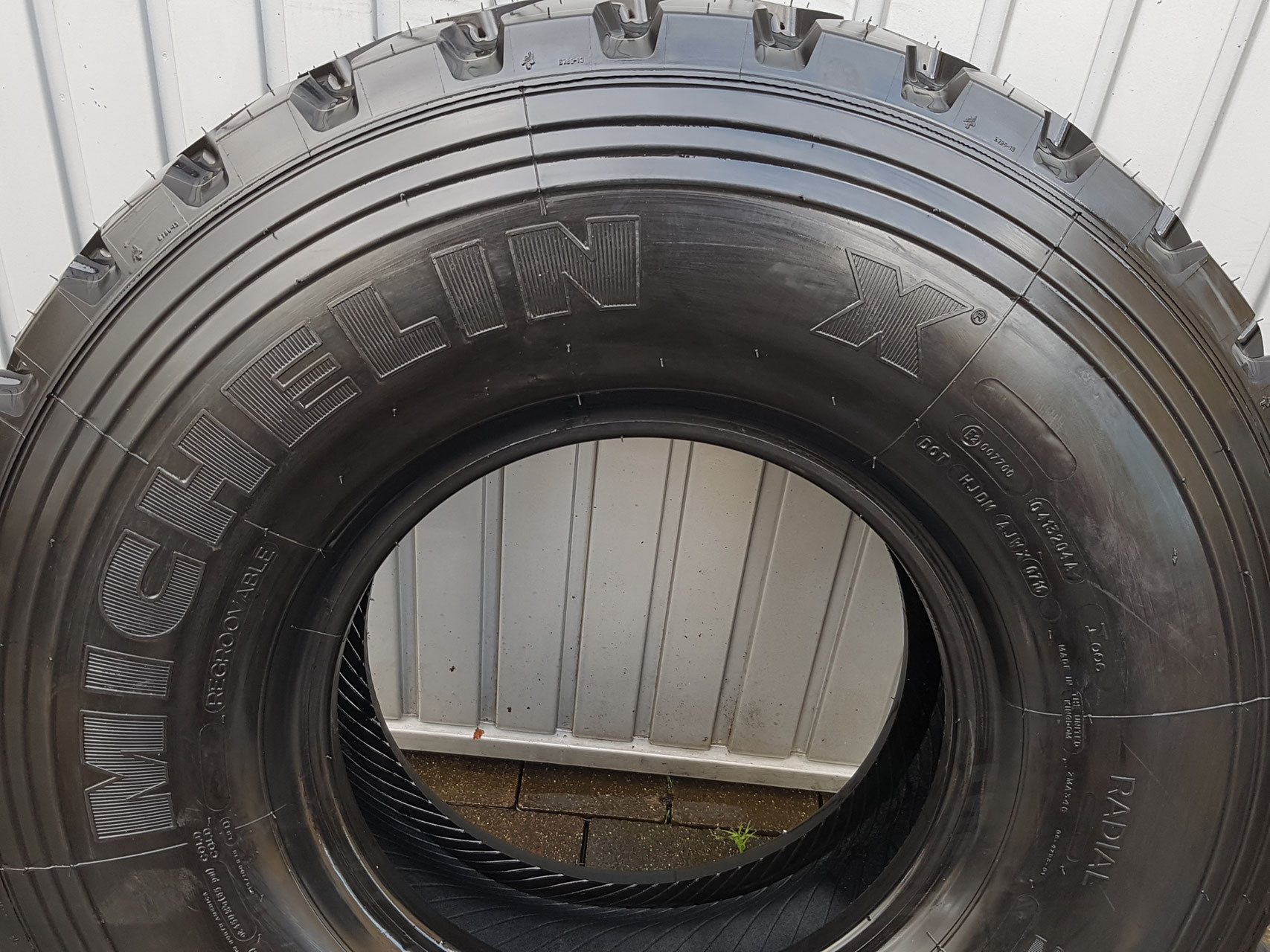 255/100r16_Michelin_XZL_126K_M+s_Neu_DOT: 15/16_9.00r16_900r16 ...