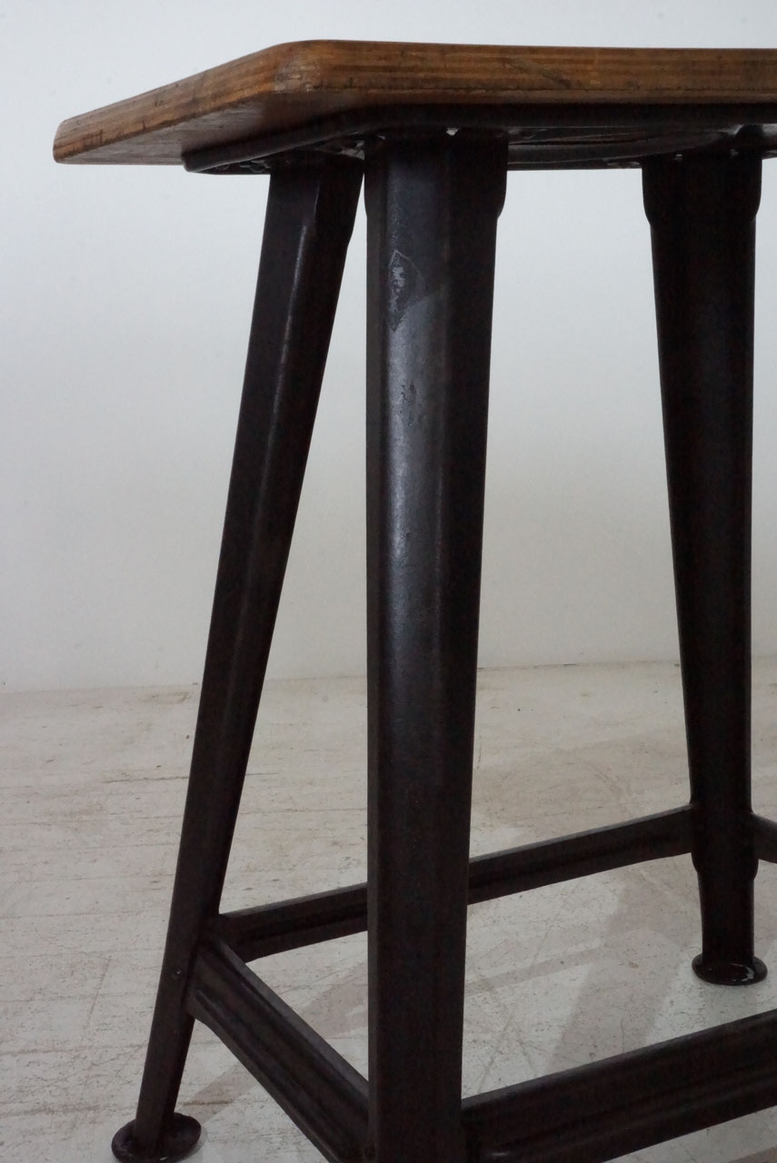 IRON STOOL / BEMEFA （SOLD） - Wormhole Furniture│埼玉県和光市のアンティーク家具