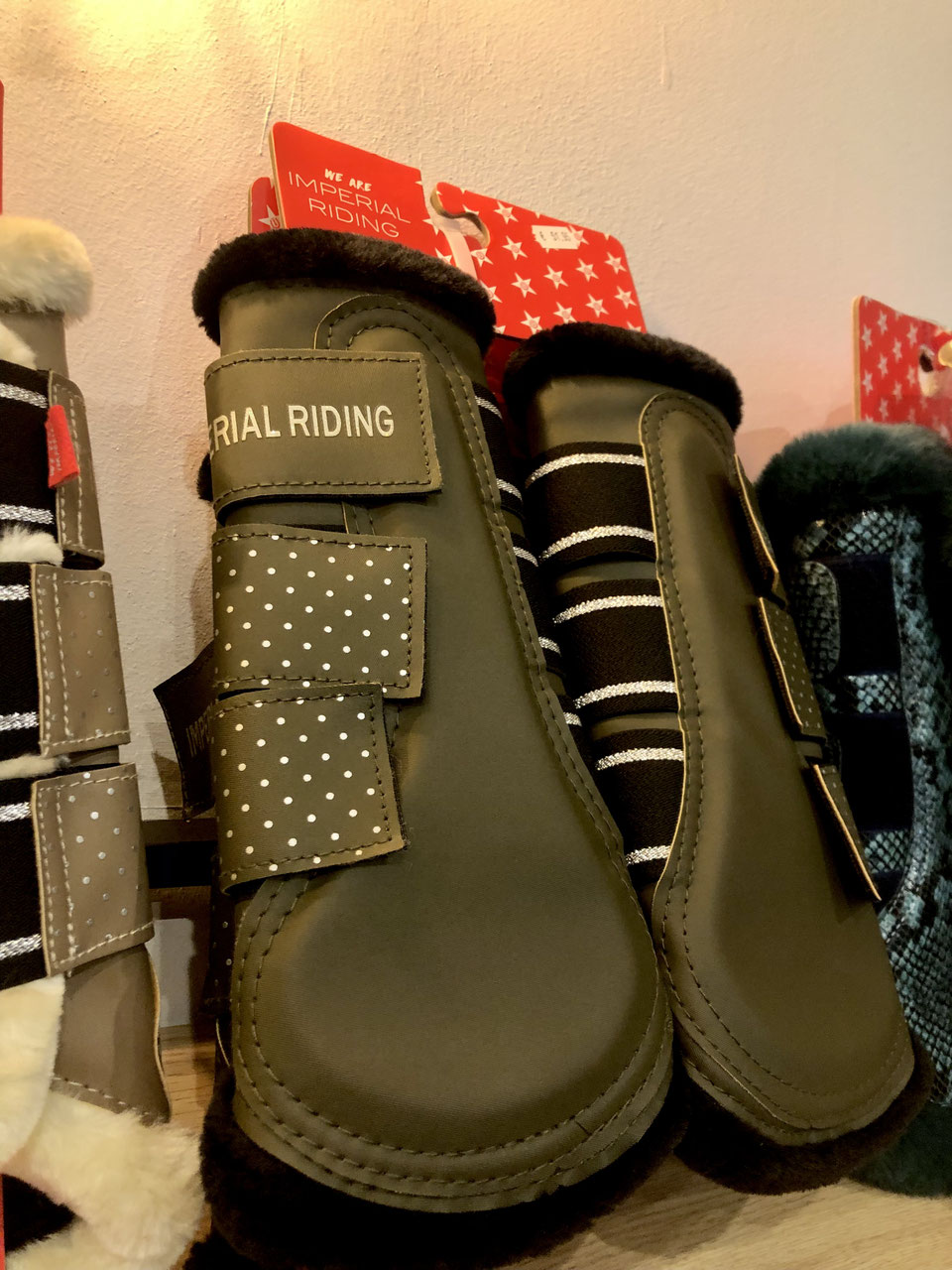 Equipement Cheval - Sellerie Equestrial - Passionnément cheval