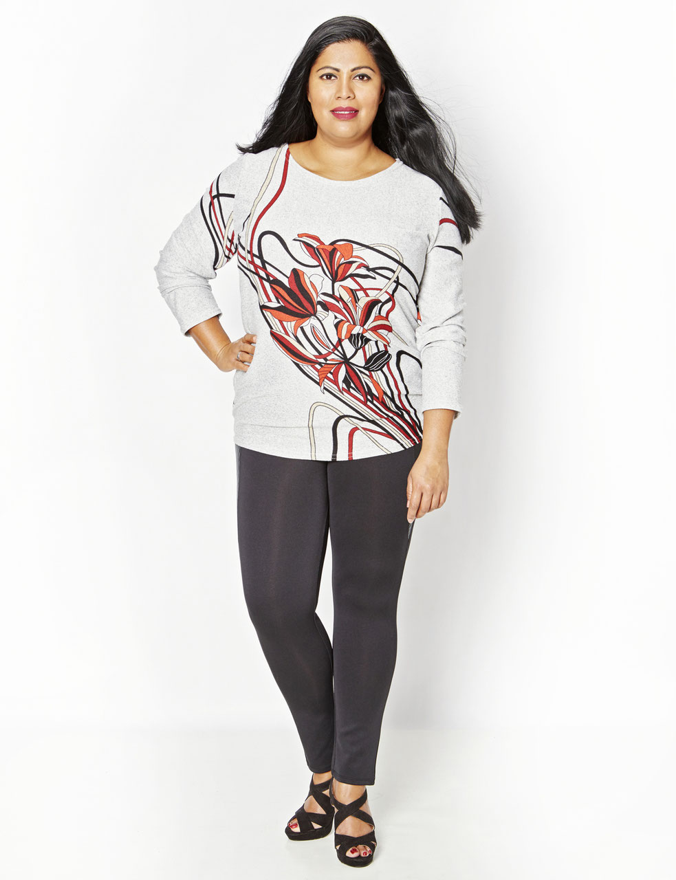 Feinstrick-Pulli beige mit Blumenmuster - Mypepita.com