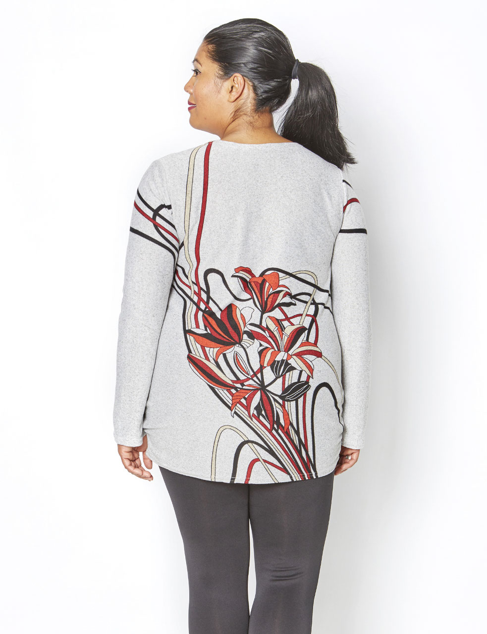 Feinstrick-Pulli beige mit Blumenmuster - Mypepita.com
