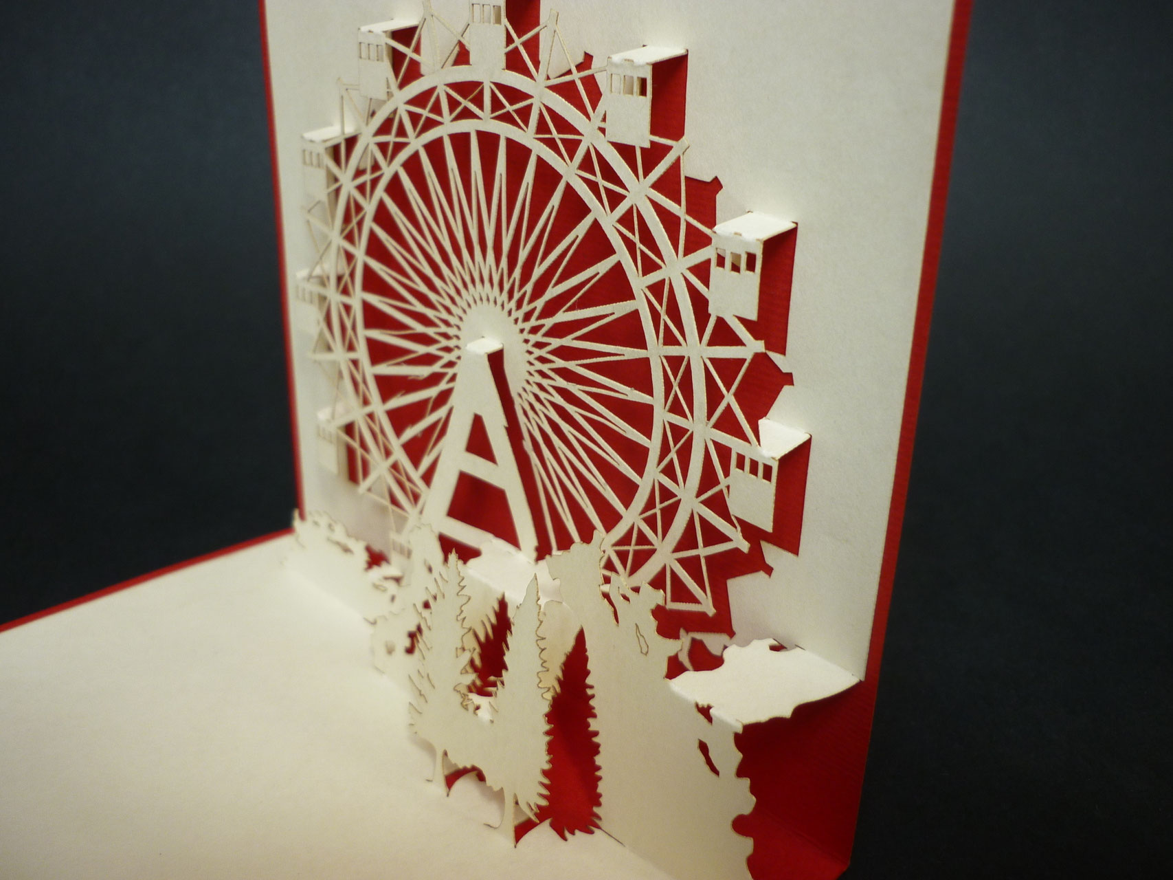 Carte kirigami Grande roue en pop-up - Mam'zelle Pop-Up