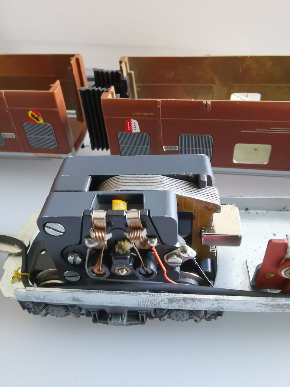 HAG 240.01-287 BLS Ae 8/8 Doppellok braun 1-motorig 273 AC Digital ESU ...