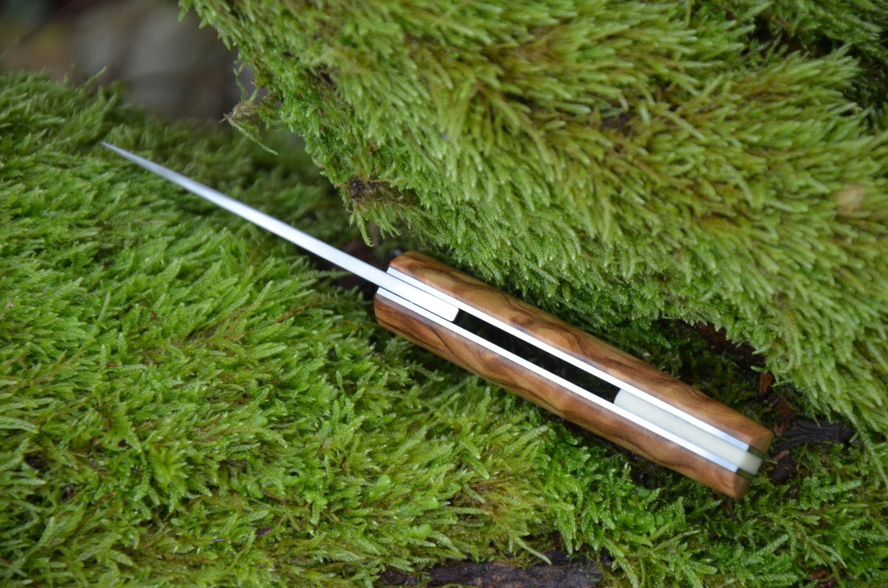 Mini Sgian Dubh – grenadille bicolore avec vis guillochées - Couteaux ...