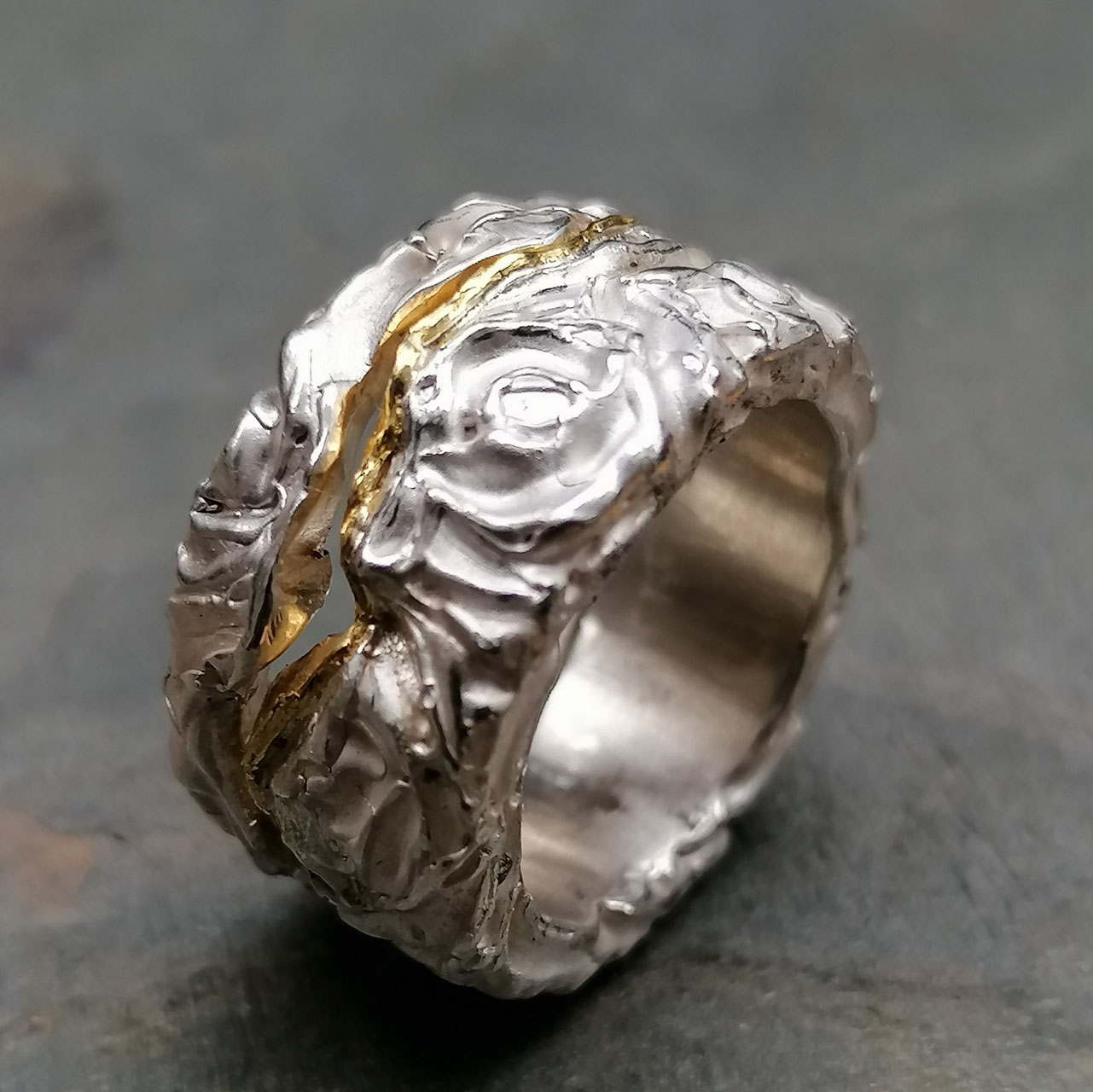 Handgefertigte Silberringe und Goldringe online kaufen - JR Schmuck ...