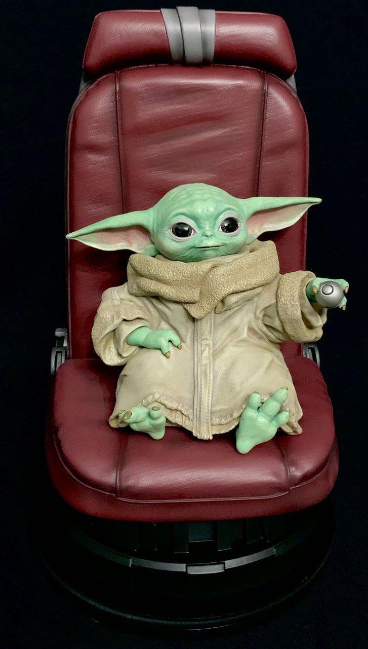 The Child in Co-Pilot Seat 1/2 Star Wars The Mandalorian Grogu Chair ...