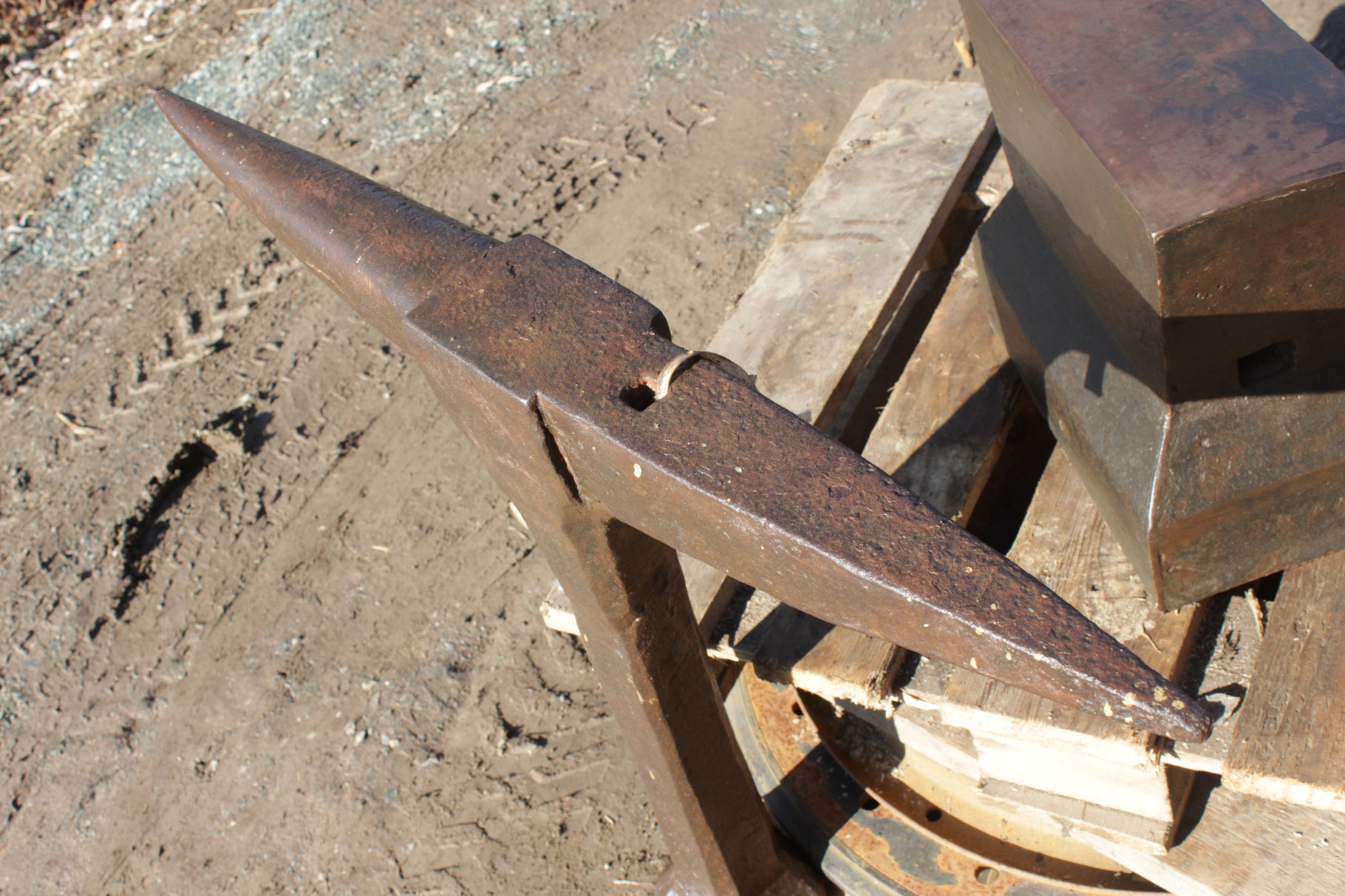 STAKE ANVILS - blacksmith anvils paradise by Emerald Koch